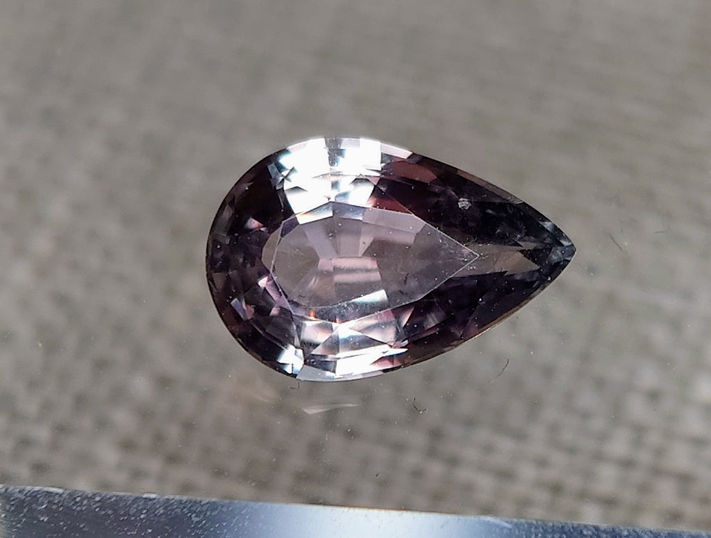 2.5ct PURPLE COLOR CHANGE MONTANA SAPPHIRE – Blaze-N-Gems