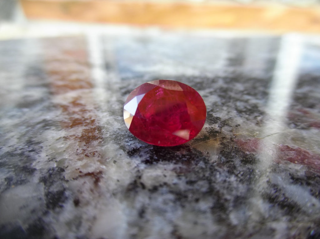 5.66ct CHATHAM RUBY GREAT RED COLOR – Blaze-N-Gems