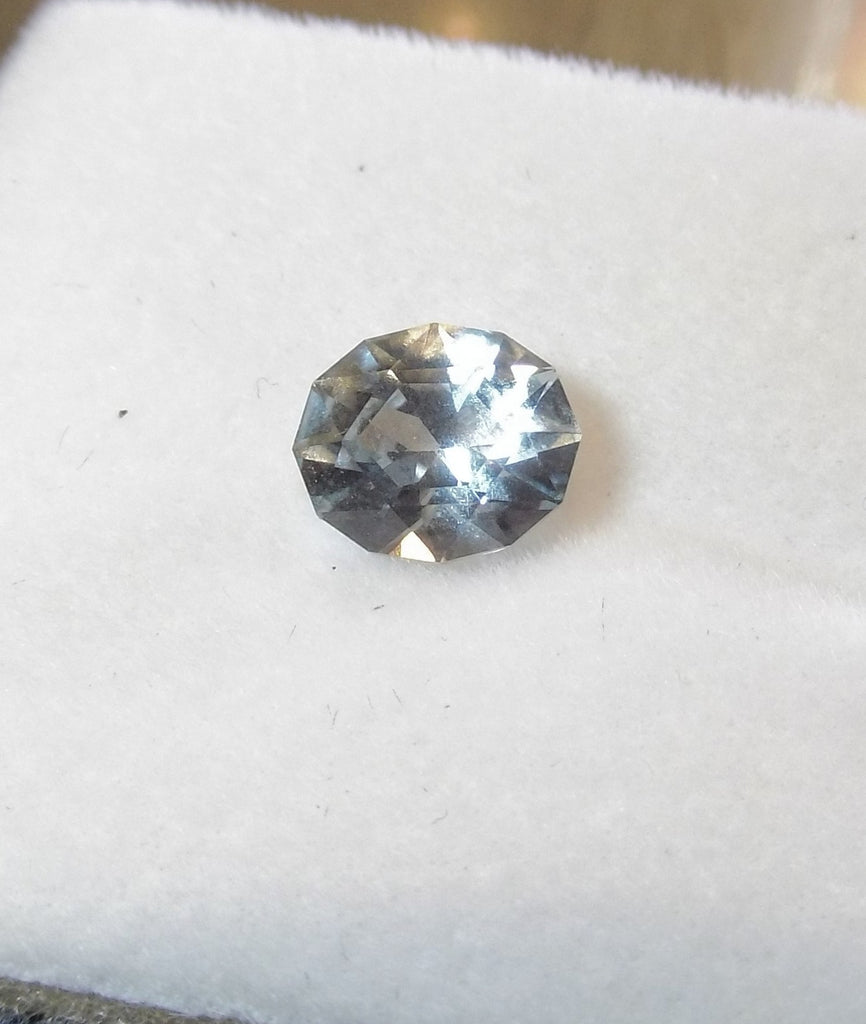 1.70ct STUNING GREY FIREBALL MONTANA SAPPHIRE – Blaze-N-Gems