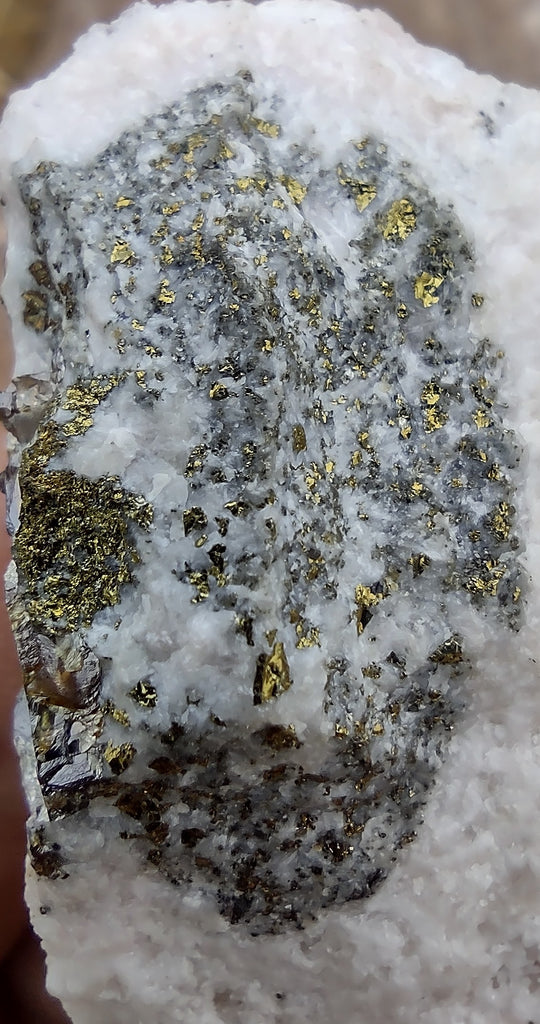 42.4 G BLADED RHODOCHROSITE PETZITE SPECIMEN – Blaze-N-Gems